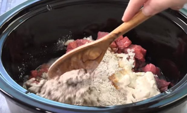 What a Delicious Slow Cooker Beef Tips & Rice Recipe